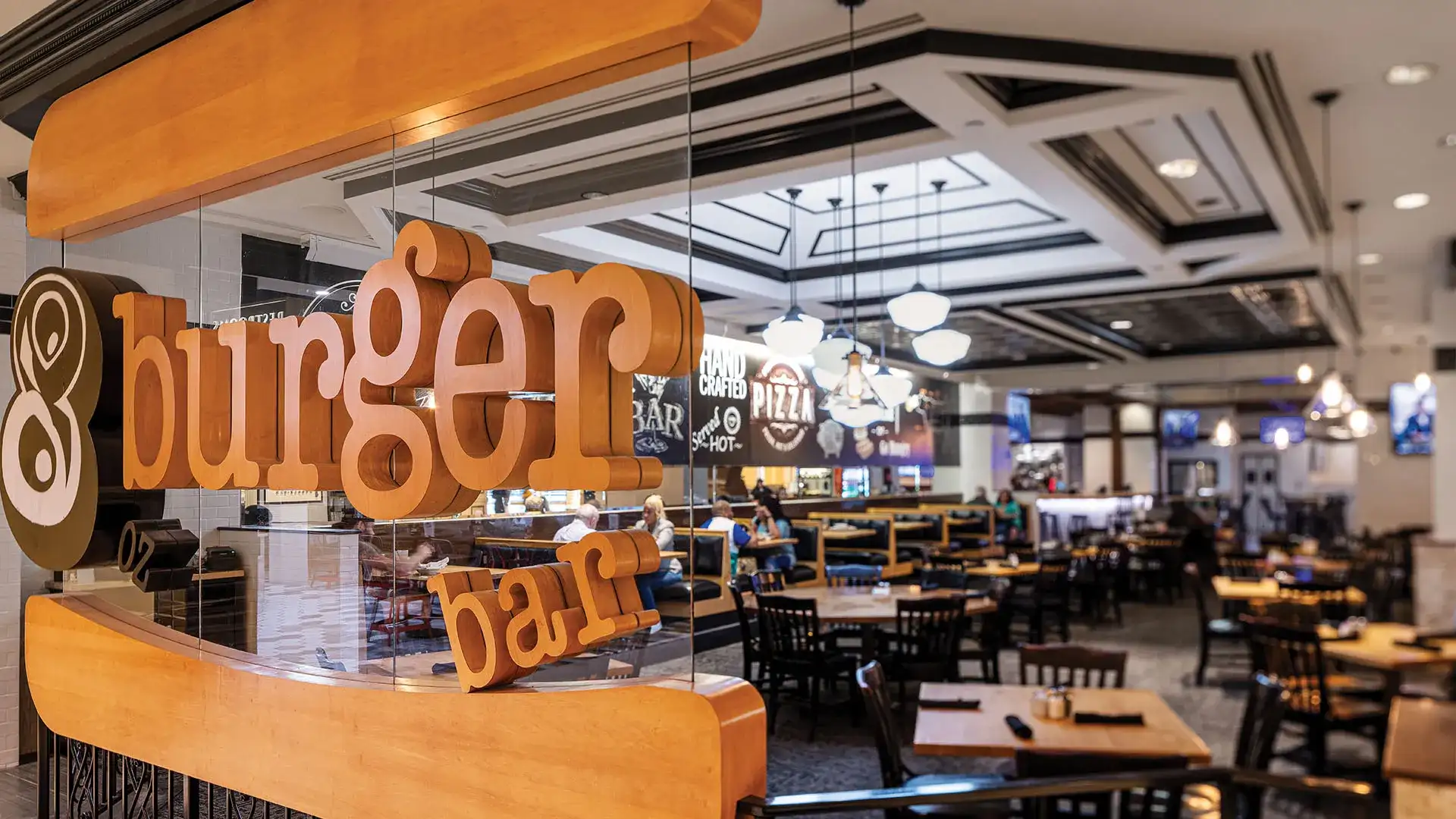 8oz Burger Bar - Custom Burgers & Shakes in Bossier City at Horseshoe ...
