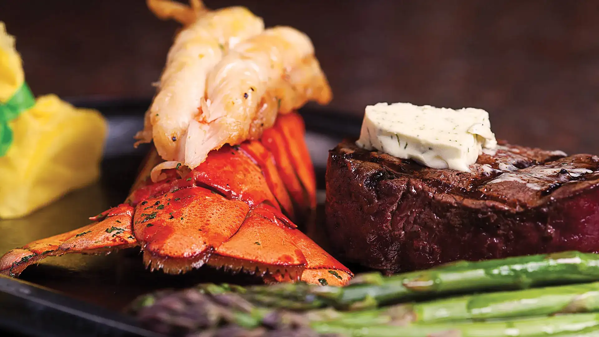 Top Steakhouse & Breakfast in Metropolis - Bridges Dining Company
