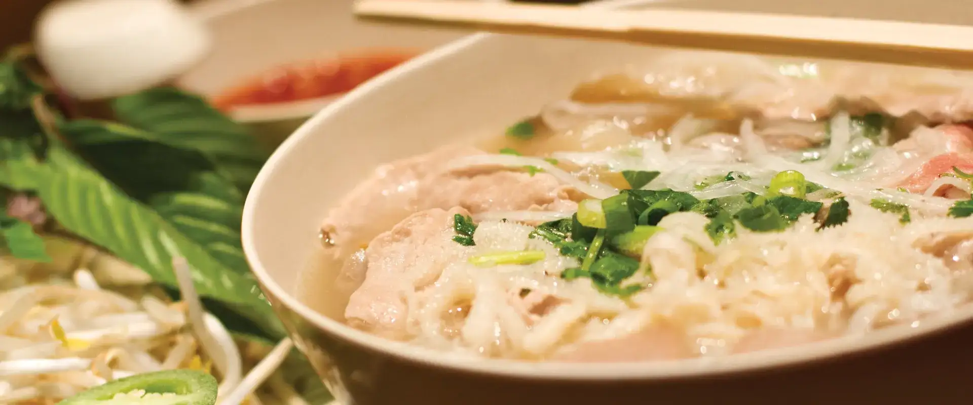 Royal Noodle Bar Asian Cuisine on Casino Floor - Harrah's KC