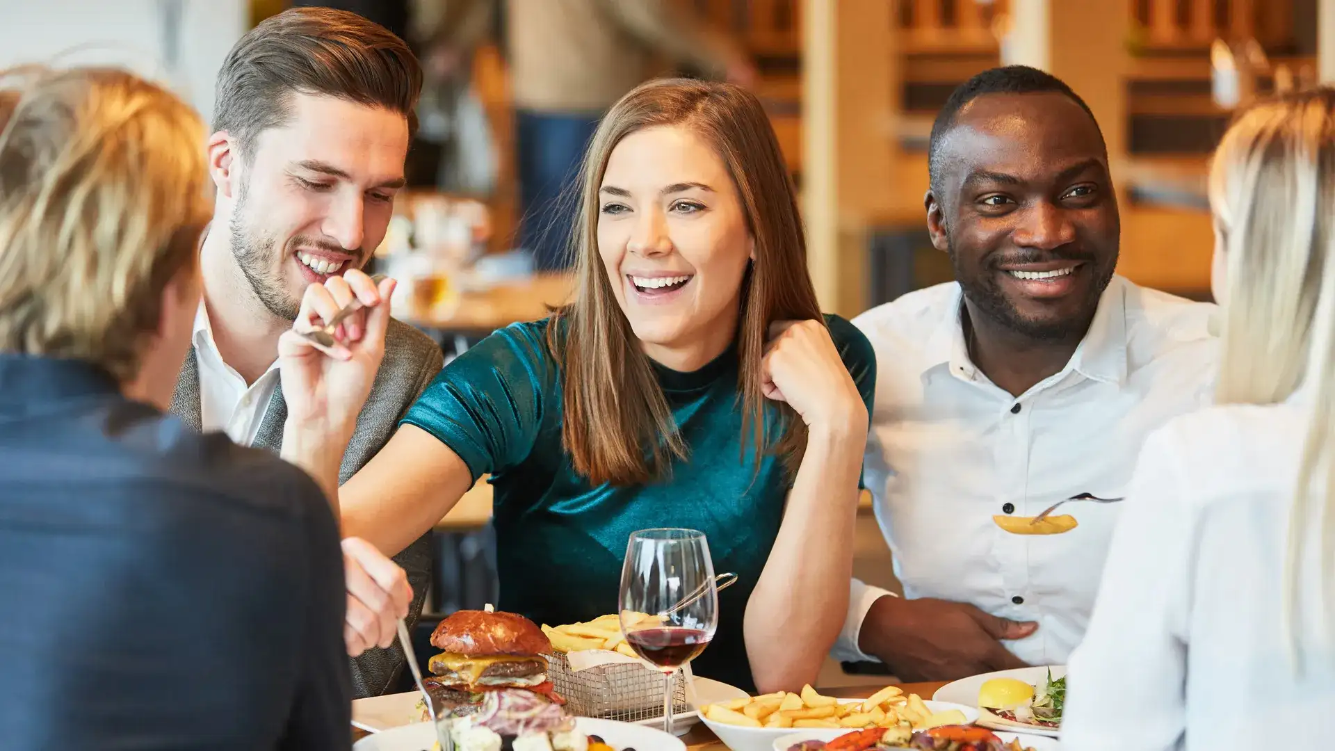 Laughlin Restaurants & Dining - Harrah’s Laughlin Beach Resort & Casino