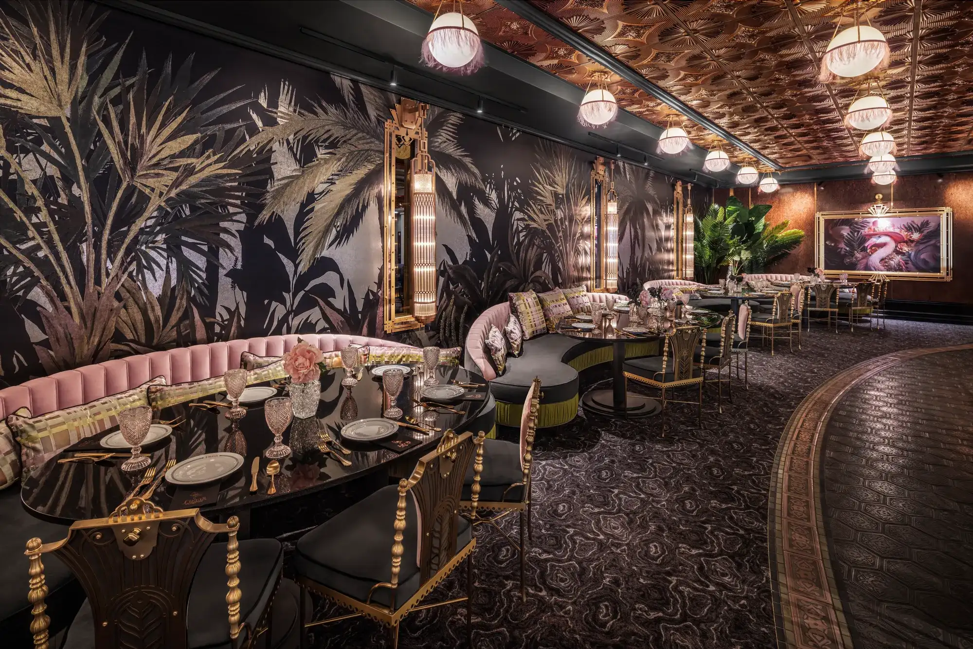 Cocktail Lounge Small Plates - Pinky’s by Vanderpump Las Vegas