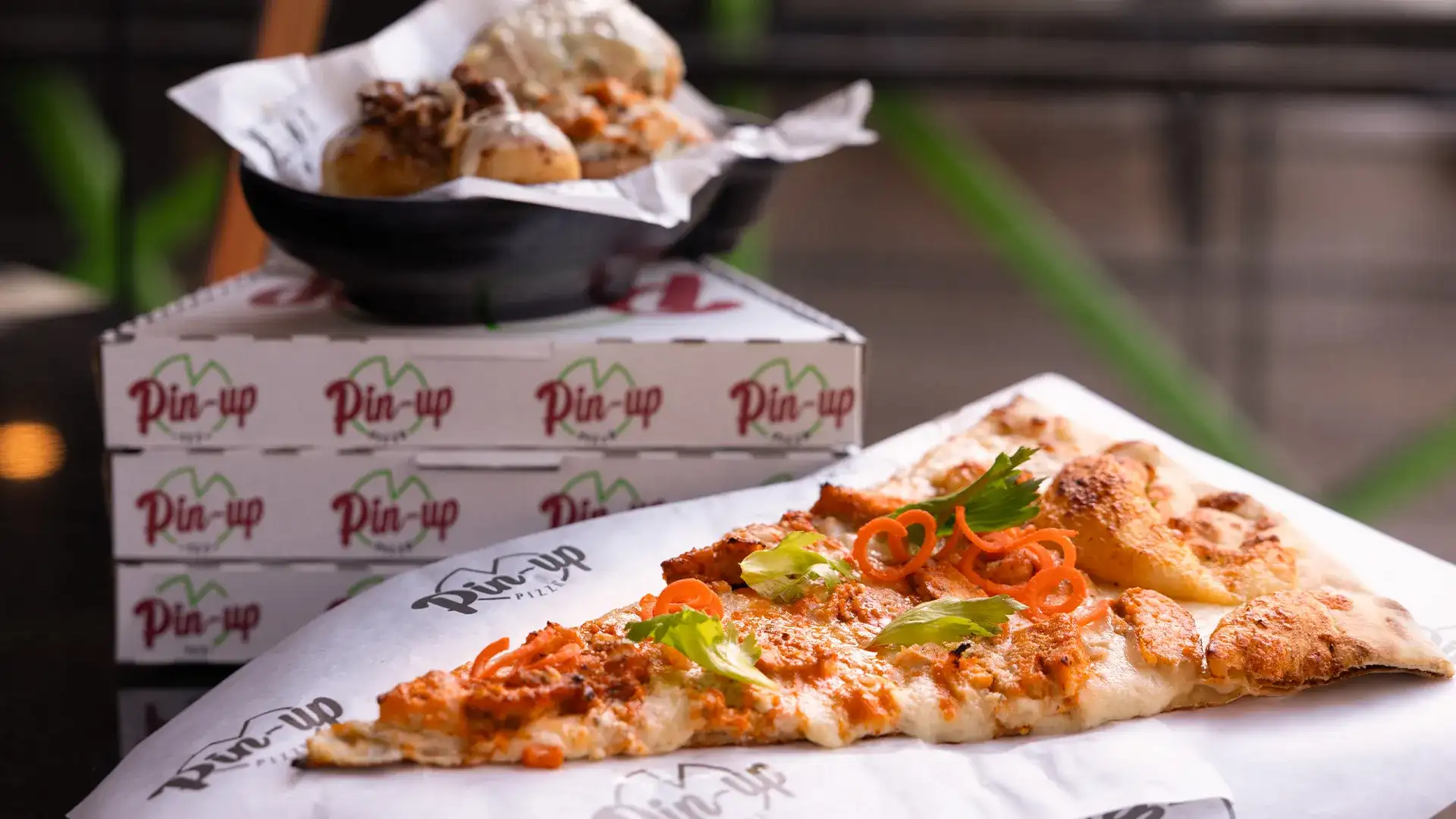 Pin-up Pizza Slices & Pasta - Harrah’s Las Vegas Food Hall